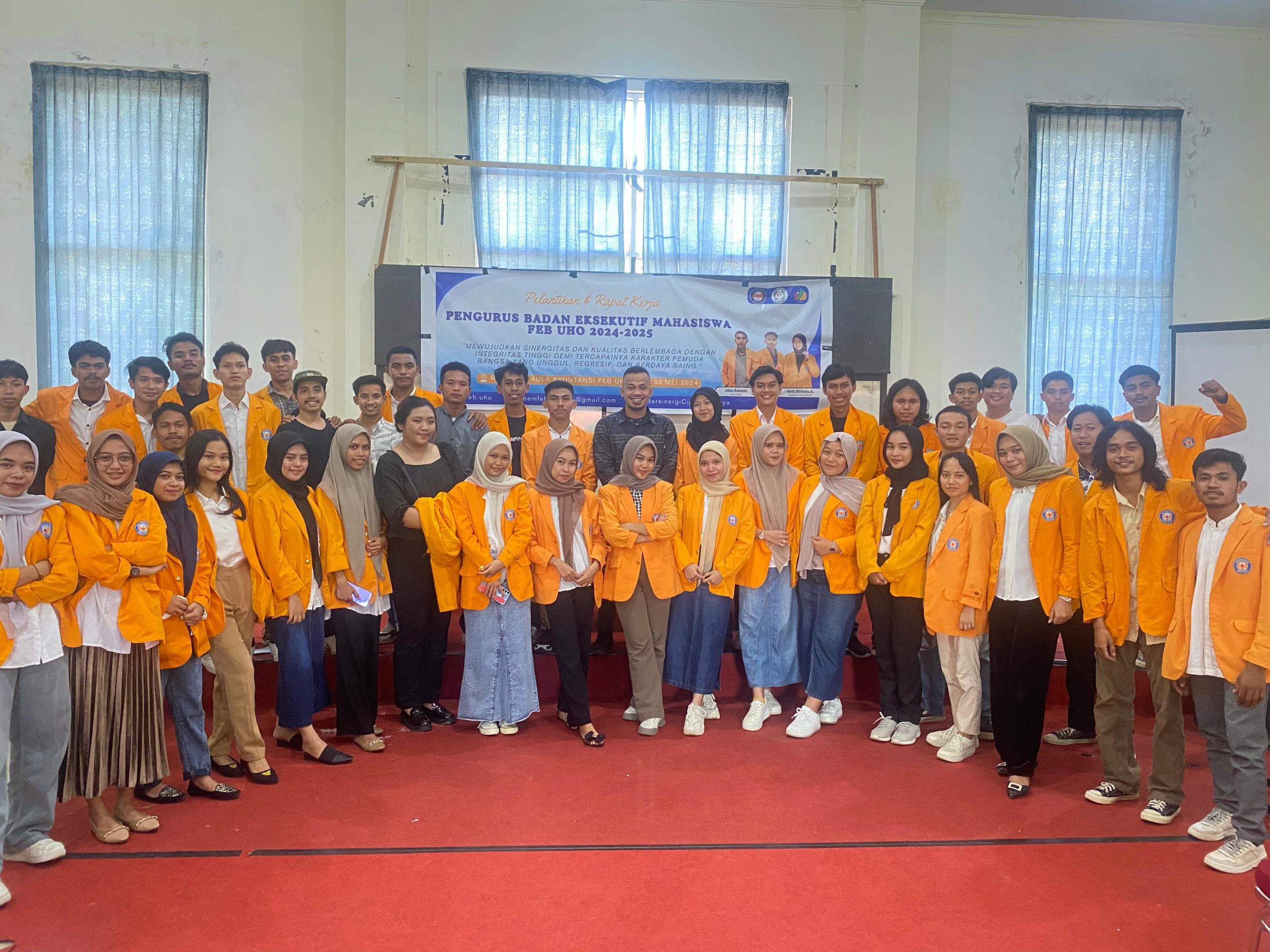 Pengurus BEM FEB UHO Periode 2024-2025 Resmi Dilantik